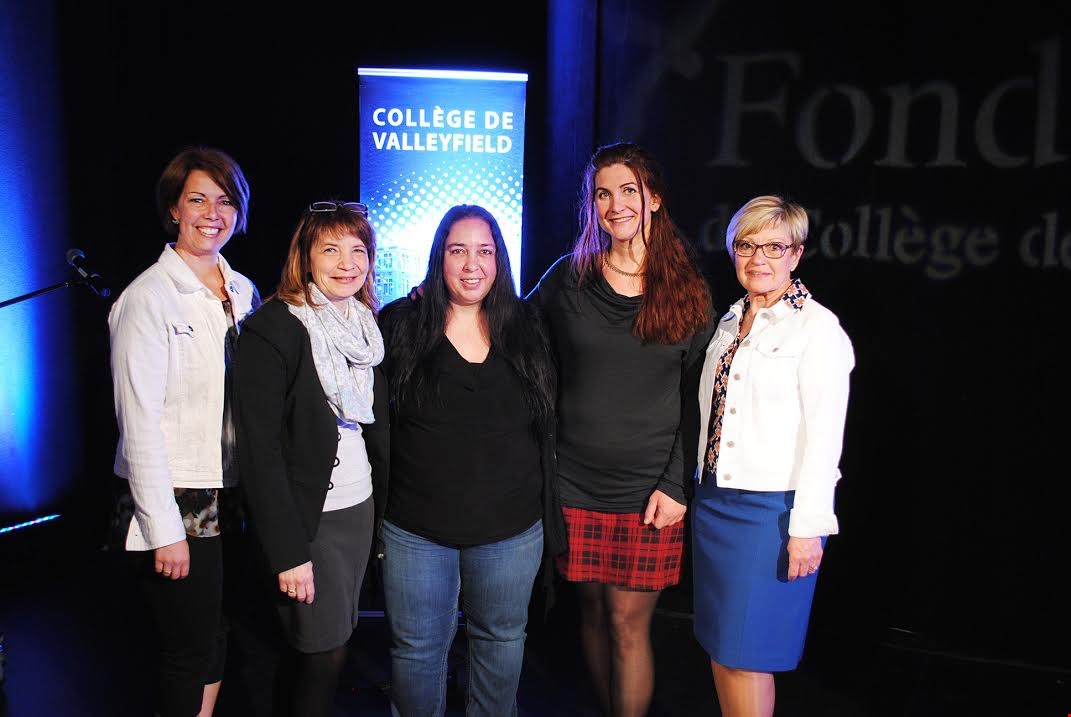 11 étudiants du Collège de Valleyfield récompensés grâce aux bourses d ...