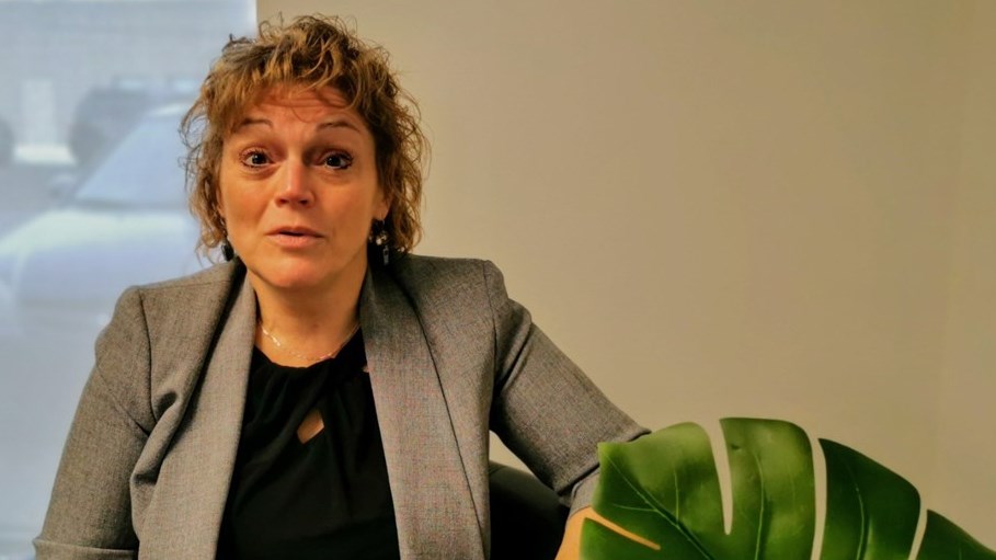 « Alors que dans certains pays ils se battent pour la démocratie, nous ... « Alors que dans certains pays ils se battent pour la démocratie, nous ...