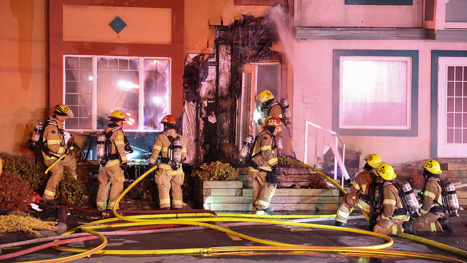 Une partie de l'îlot de Voyages Gendron part en fumée