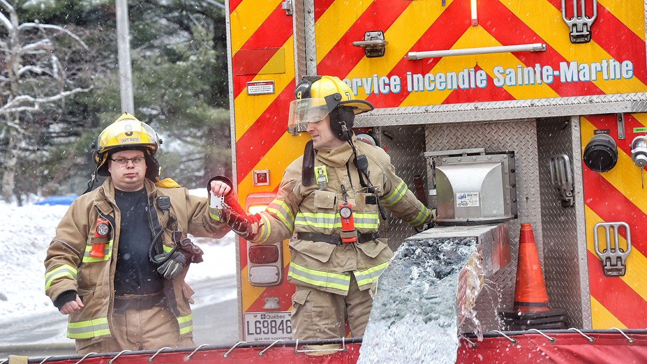 A residence caught fire in Vaudreuil-Dorion