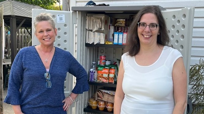 New self-service pantry in front of L'Actuel