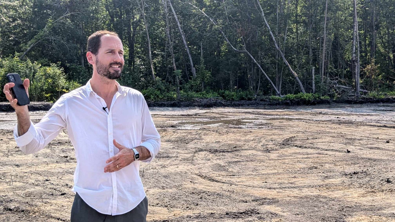 Une première pelletée de terre et un don de 10 000$ pour le projet Ottera