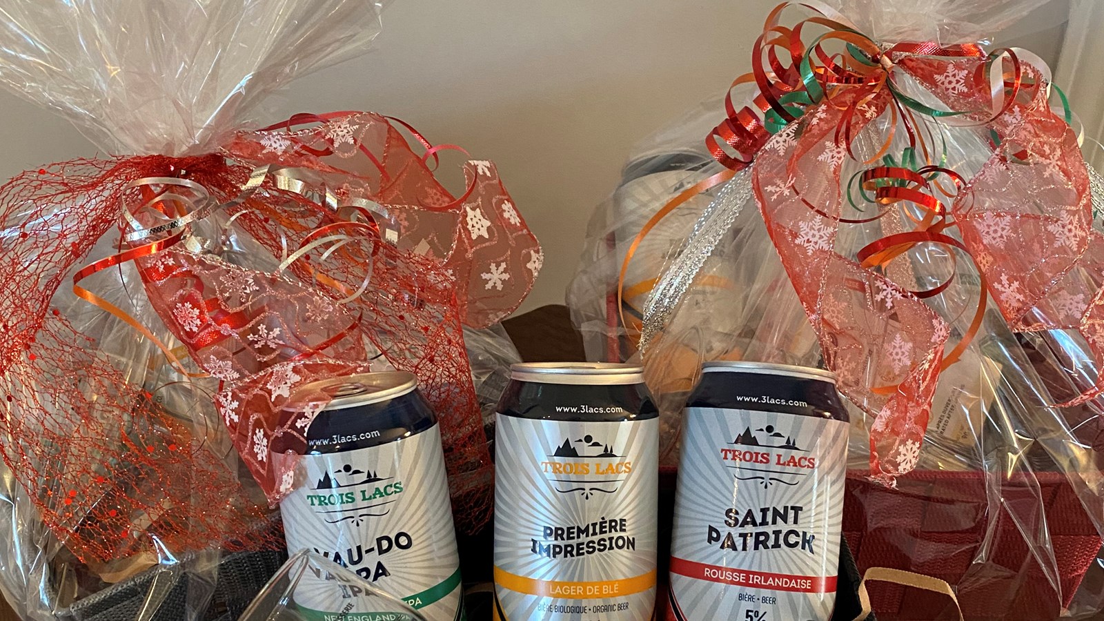 Cette année, offrez une bière de la Microbrasserie Trois Lacs en cadeau